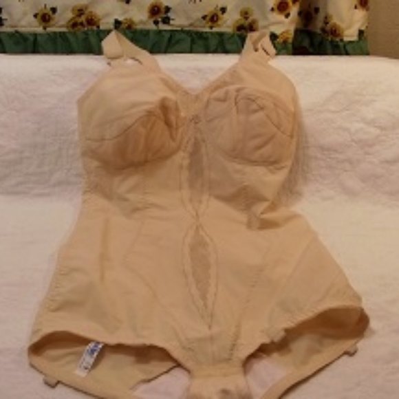 Playtex | Intimates & Sleepwear | Playtex Shapewear Womens Biege 38c ...